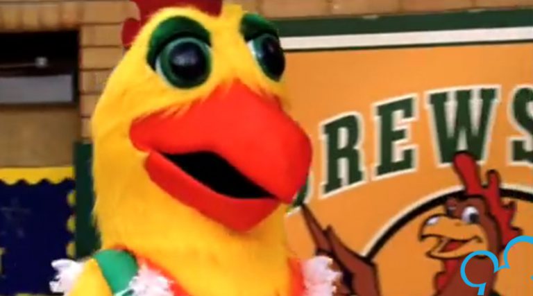 Hatching Pete - Disney plus Nederland